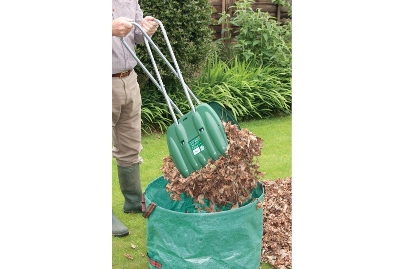 Garland Heavy Duty Long Handled Leaf Grab – Great Green Systems Ltd